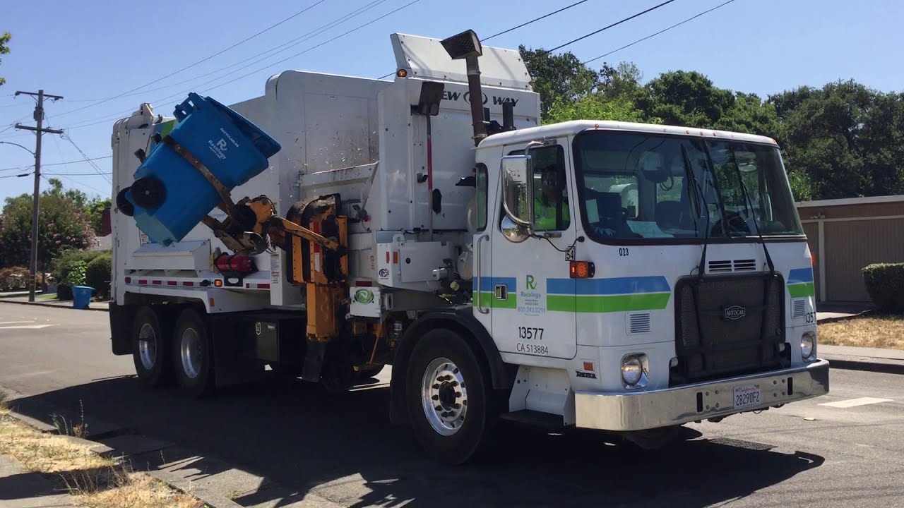 Recology New Way Sidewinder -Garbage Truck - YouTube
