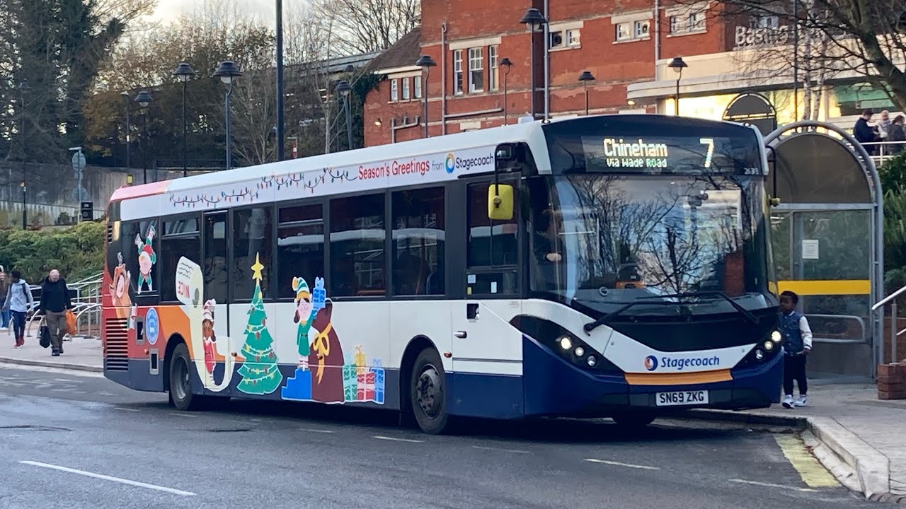 Buses in Basingstoke December 2024 - YouTube