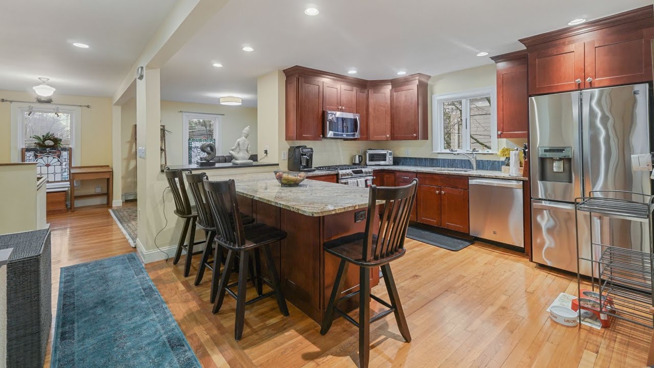 9 Bartlett #2 walkthrough @gibsonsothebysrealty - YouTube