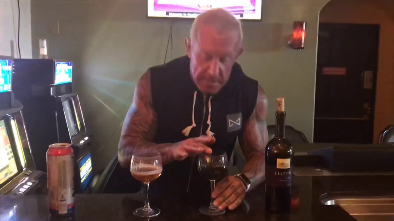 Redneck on the science of music! - YouTube