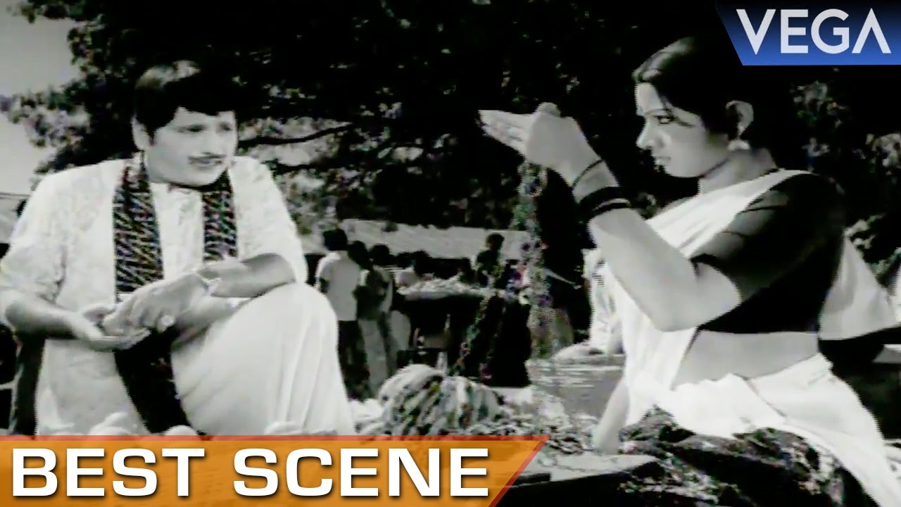 Sridevi Gets Angry || Kavikkuil Tamil Movie || Best Scene - YouTube