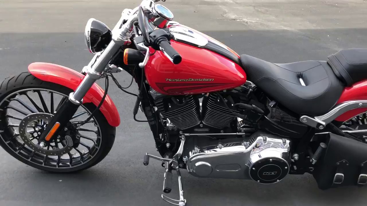 2017 Harley-Davidson Breakout - YouTube
