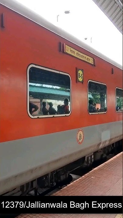 12379/Jallianwala Bagh Express Train Journey | SEALDAH To AMRITSAR | #shorts #indiarailway - YouTube