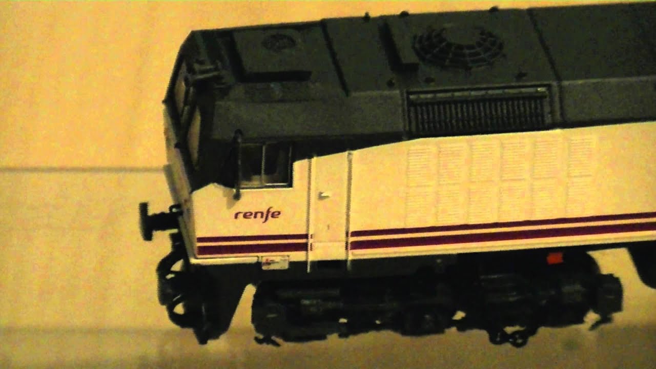 Startrain RENFE GM Class 319.3 Diesel Locomotive N Scale Review - YouTube