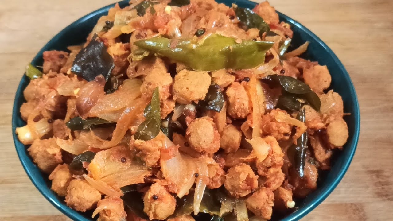 Meal Maker Curry | Meal Maker Gravy | Soya Chunks Recipe @NeelasRecipes ...