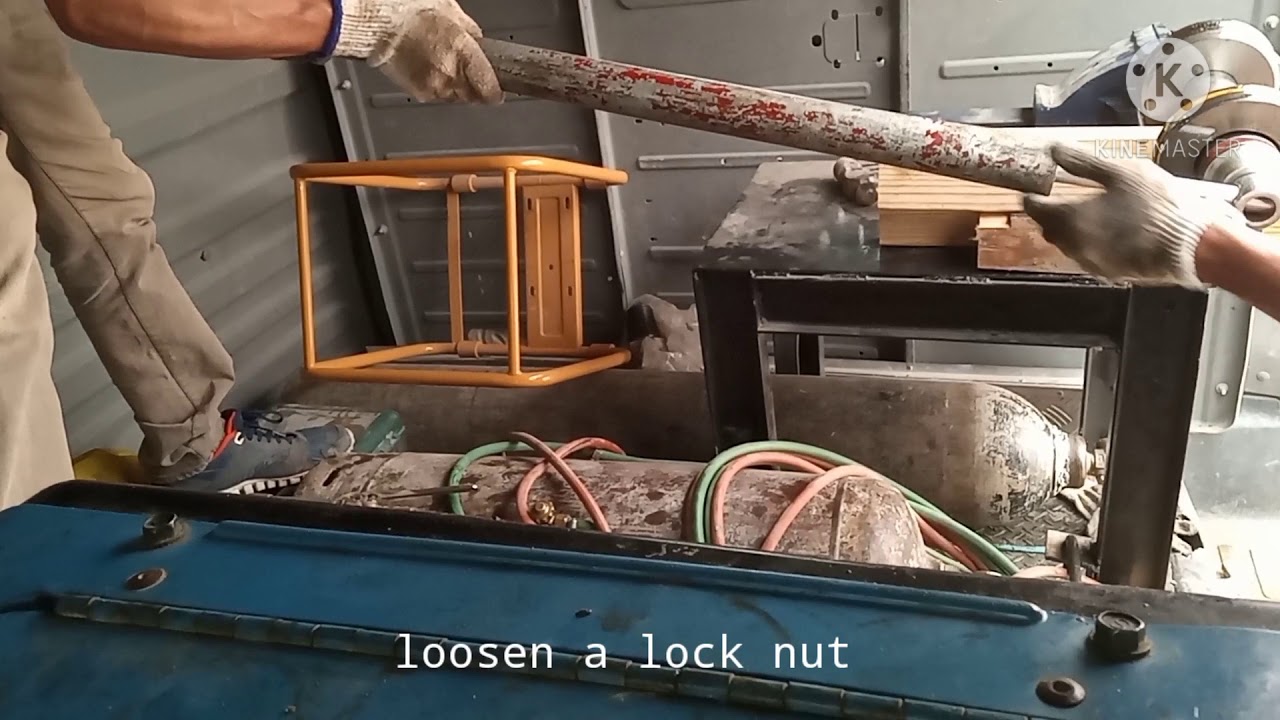 Hydraulic outrigger jack repair/HDD - YouTube