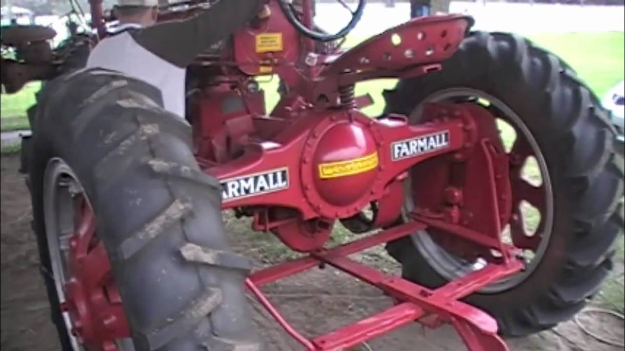 F-20 International Farmall at the Tractor Pulls - YouTube
