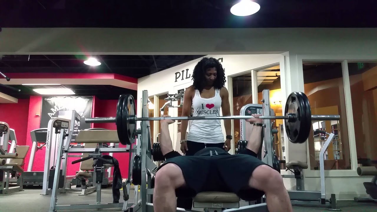 Post-Pec Tear. Barbell Bench Press 225lbs - YouTube