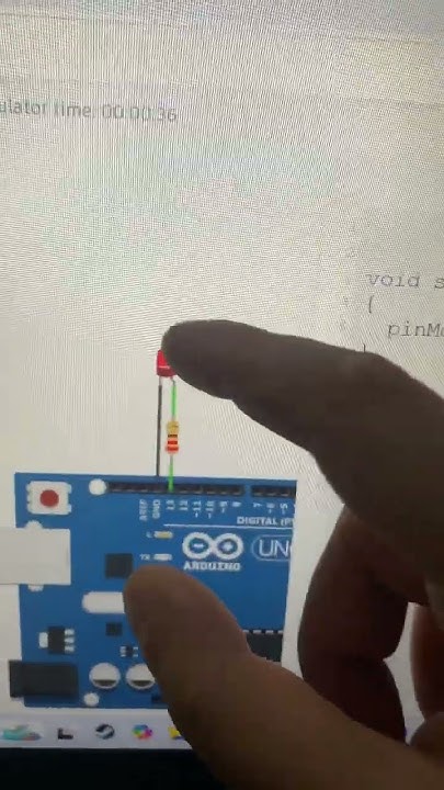 ابسط شرح لل blinking led ! خطوة اولى لبرمجة الاردوينو ! ‏#akramslab #arduino #iot #learn #tech # ...