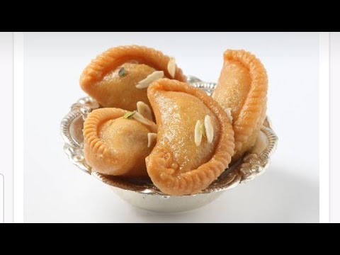 How to make Chandra kala /easy recipe chandra kal - YouTube