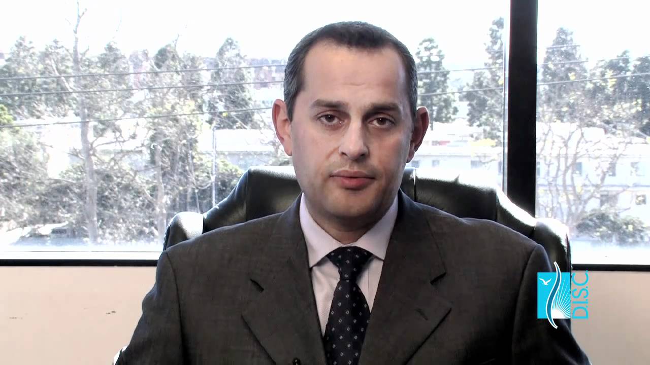 Dr. Fardad Mobin - Spine Surgeon LA - YouTube