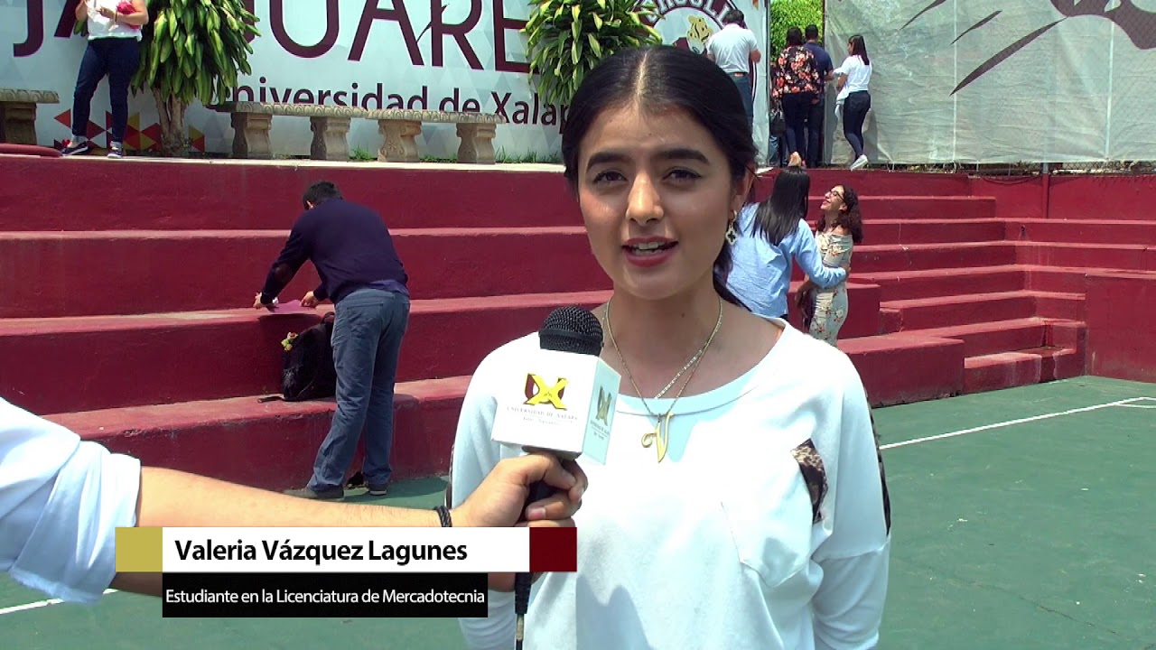 Entrega de reconocimientos a mejores promedios 2019 - YouTube