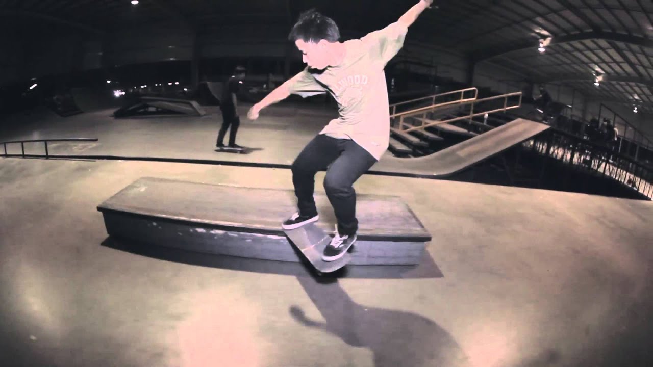 Skataholic Pushing Backside Nose Slide Paan - YouTube