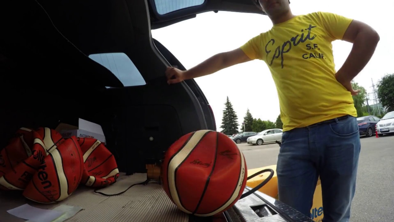 The best method to inflate a dozens of basketball balls - YouTube