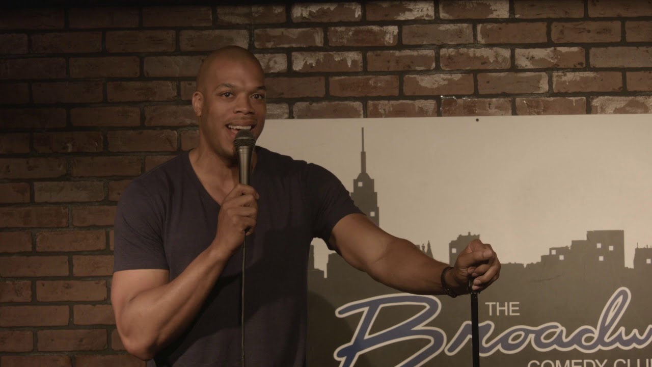 Kevin Sean @ Broadway Comedy Club - YouTube