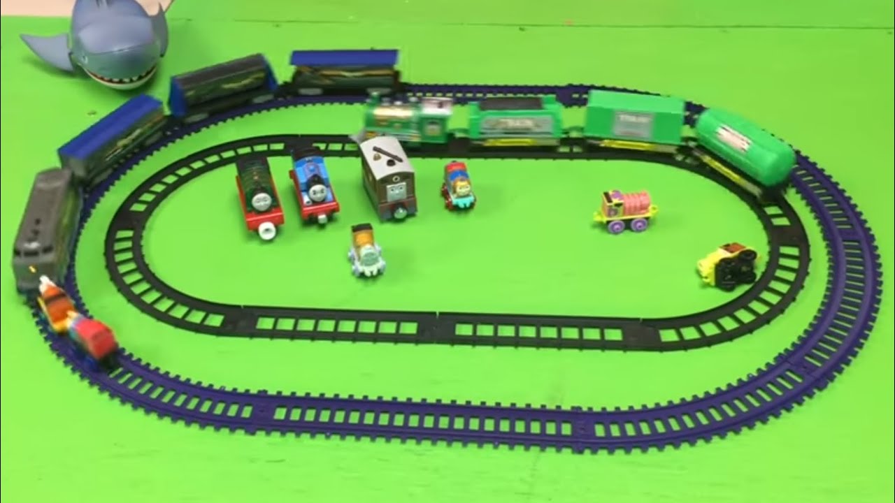 Batman Train vs Spongebob Thomas Minis vs Take N Play vs Railroad Knock ...