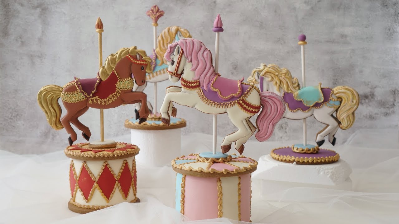 3D Carousel Horse Cookie | Satisfying Cookie Decorating | Cake Topper ...