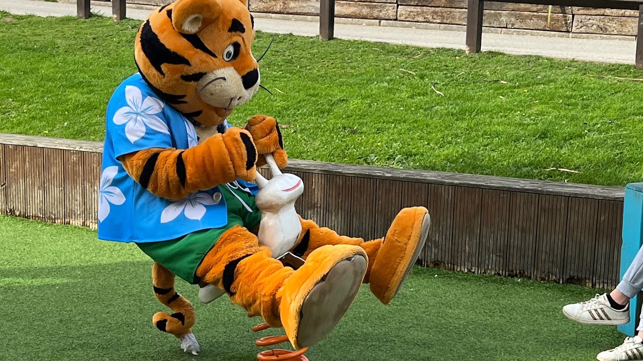 Perransands Day 2 | Breakfast with the squad | meet&greet | seaside ...