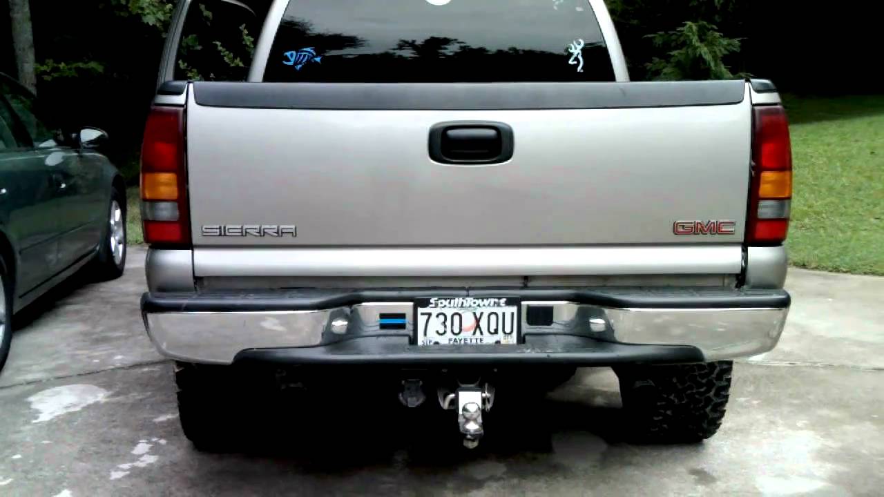 2001 GMC Sierra Z71 5.3 Flowmaster super 44's - YouTube