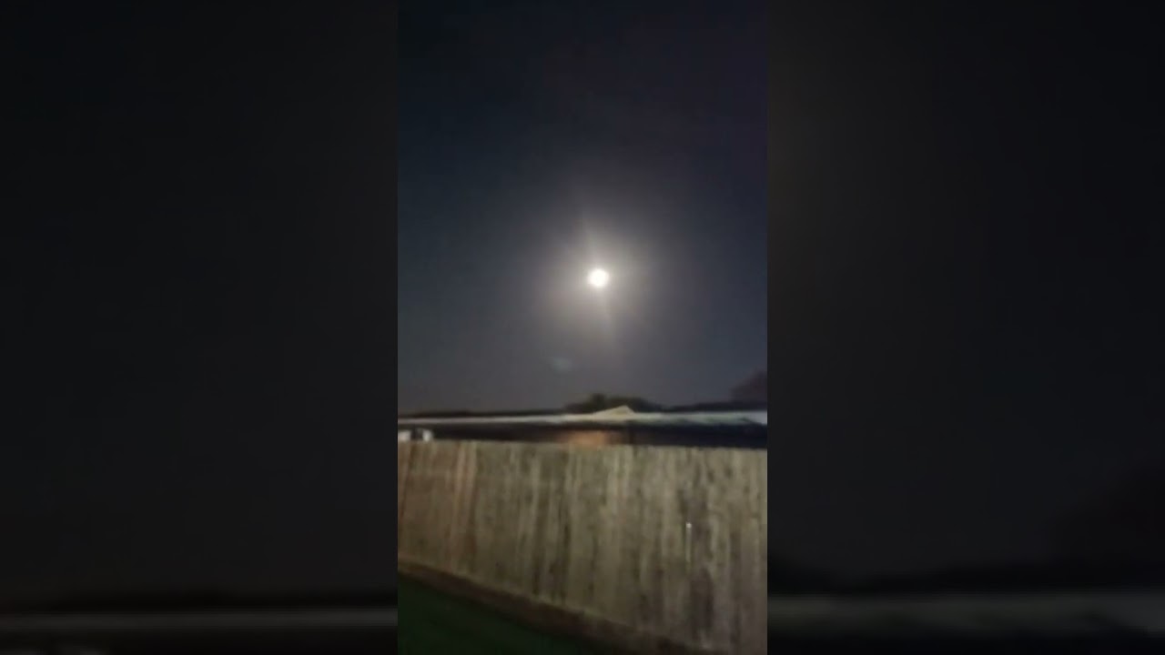 Full moon in Texas - YouTube