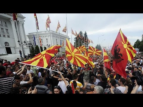 EL-DEMOCRACY: ΤΑ ΣΚΟΠΙΑ- ΒΑΡΔΑΡΣΚΑ ΣΕ ΚΡΙΣΗ...ΧΙΛΙΑΔΕΣ ΔΙΑΔΗΛΩΤΕΣ ΕΞΩ ...