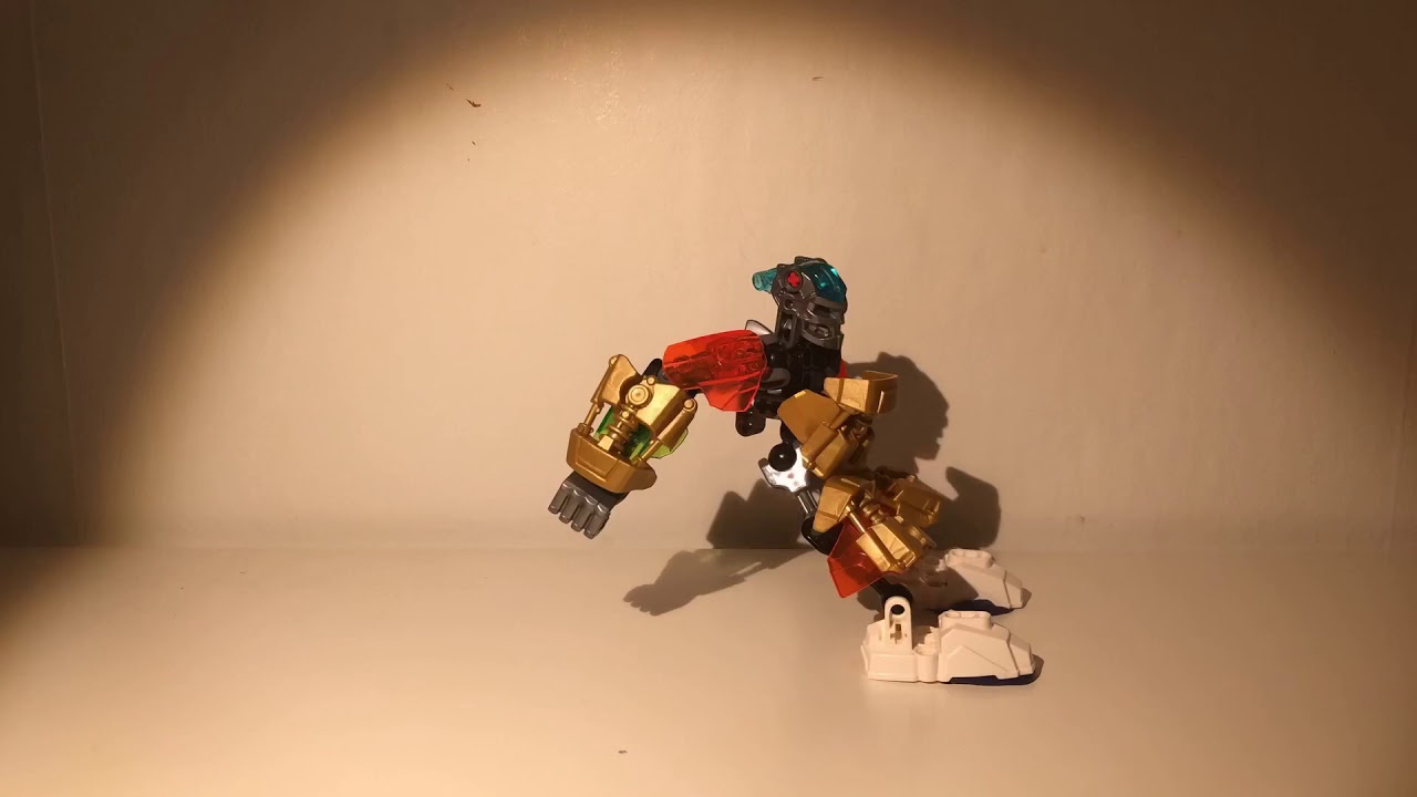 LEGO movie war Robot craziness part 2 - YouTube