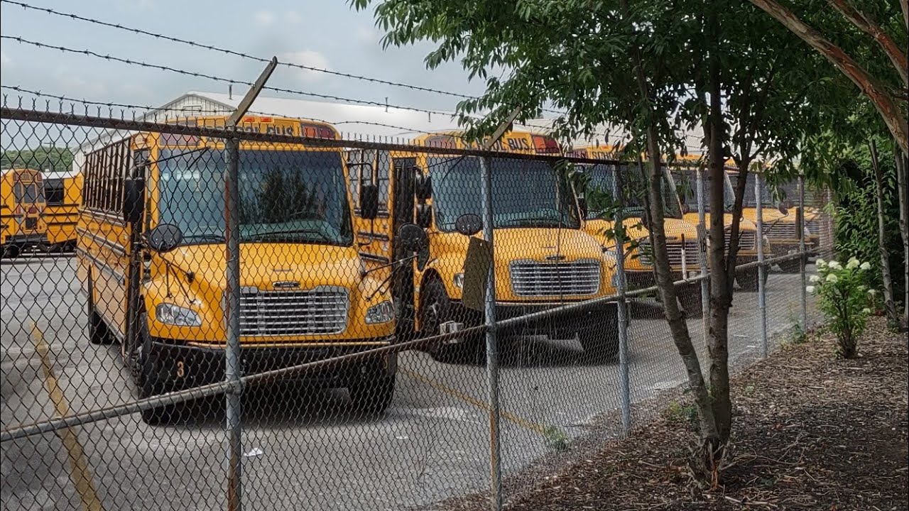 Decatur's Bus Lot | #thomasbuiltbuses #schoolbus #bus - YouTube