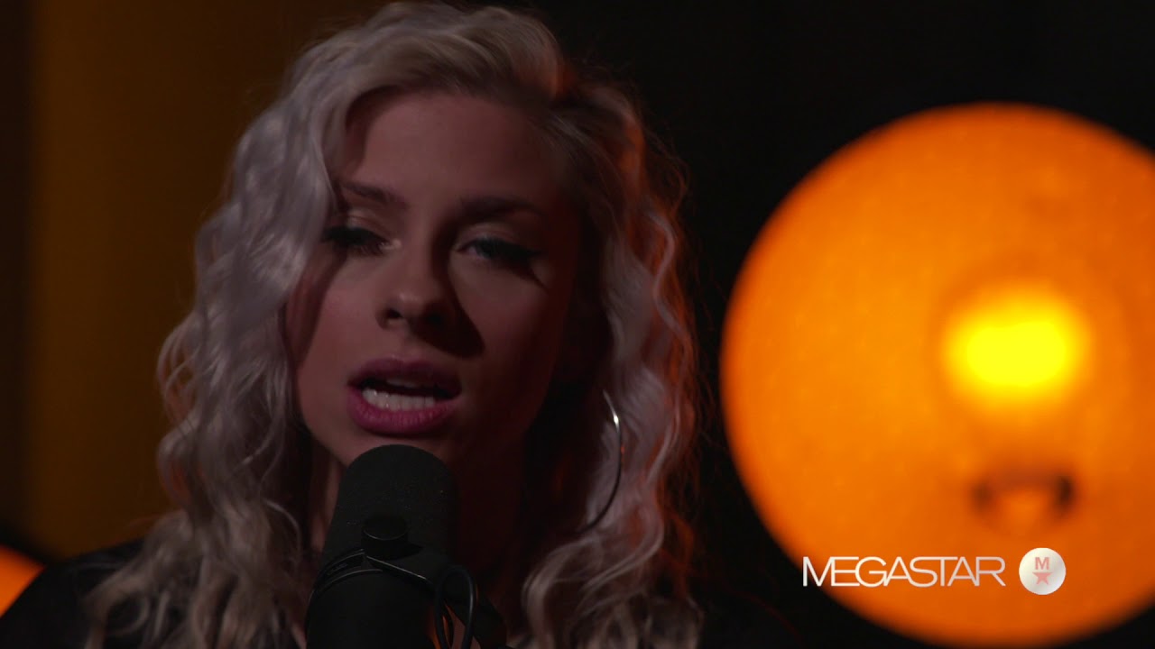 EXCLUSIVE Megastar Top 3 Andie Case Performance - YouTube