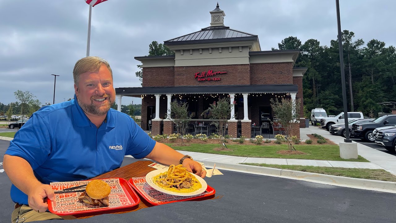 Full Moon BBQ First Try Review - YouTube