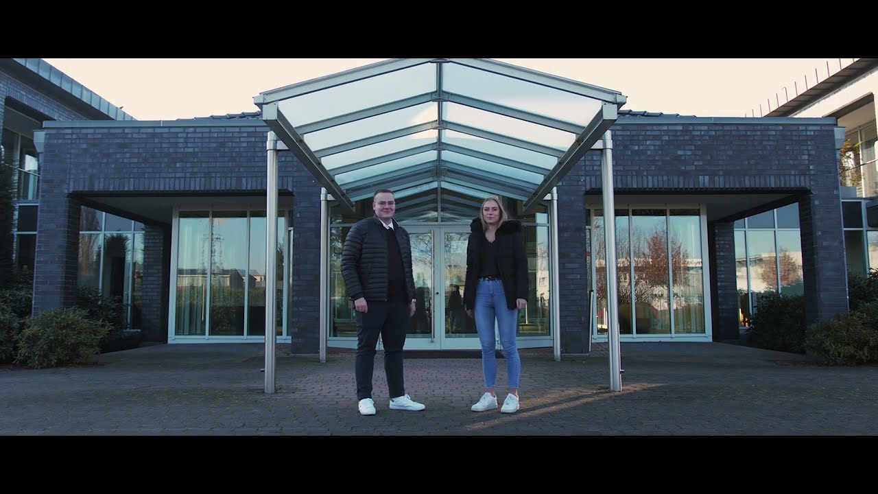 Die Ausbildung bei der DEG Dach-Fassade-Holz eG - YouTube
