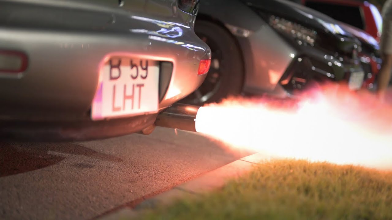 Mazda RX-7 2-Step Exhaust Flames - YouTube