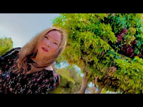 Don't You Know (Official Music Video)