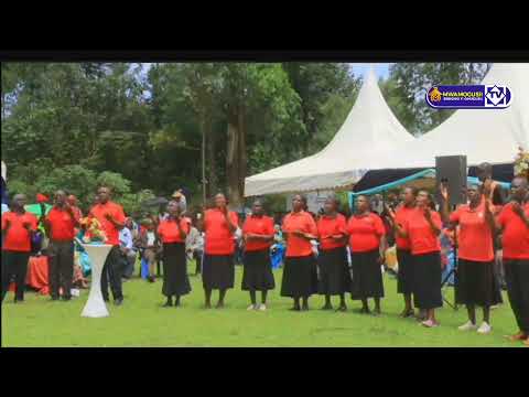 Burrial Ceremony of the American Family that was killed in Kisii - YouTube