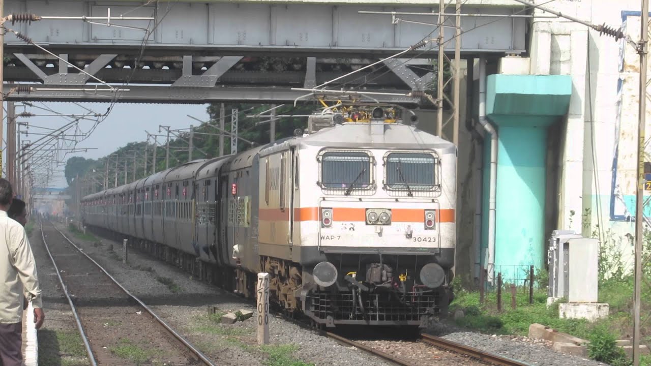 12696 TVC-MAS Superfast Express skips PEW with RPM WAP-7 - YouTube