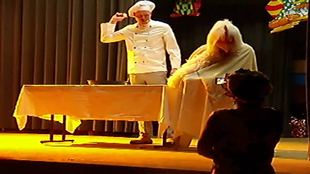 Muppet Show Dänischer Koch vs Huhn_German.avi - YouTube