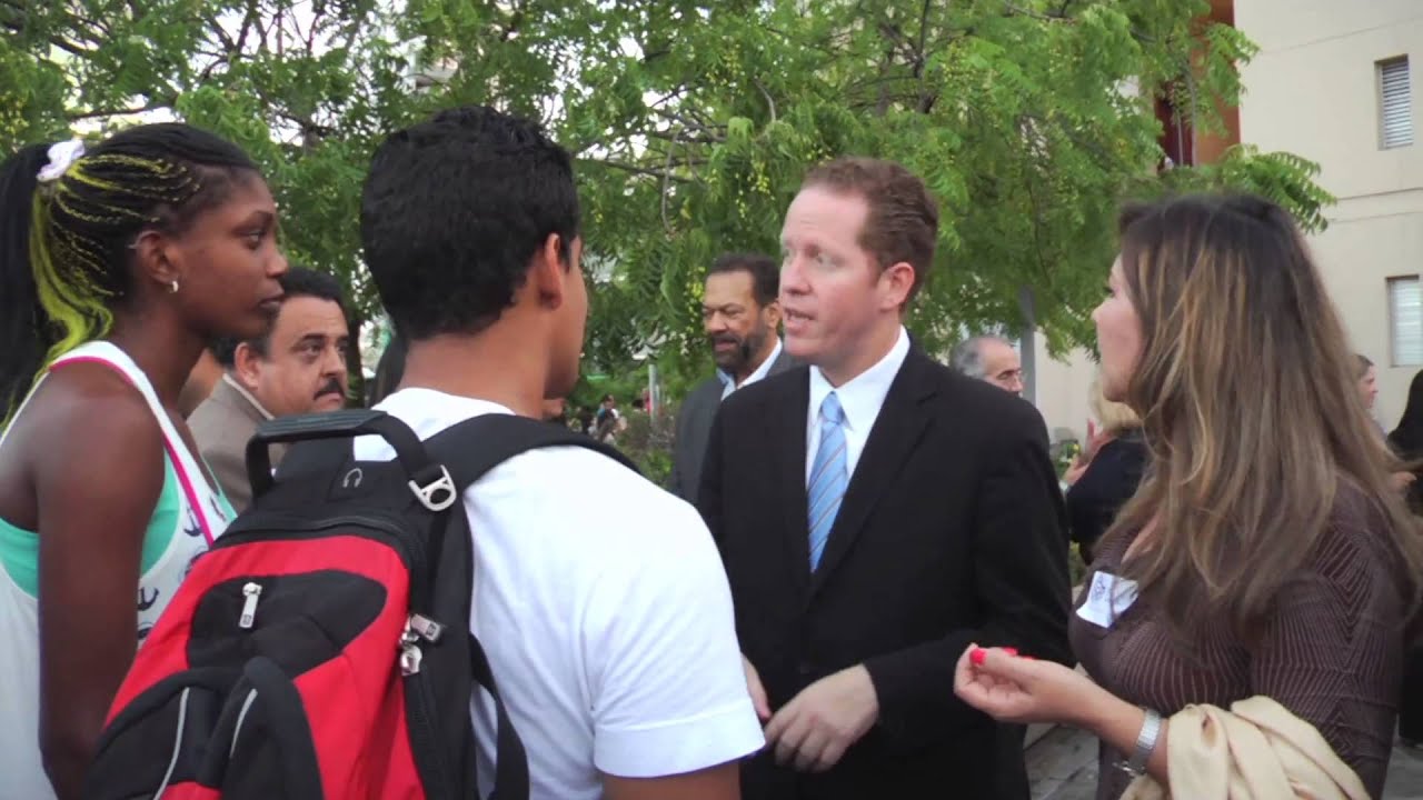Actividad de bienvenida a estudiantes internacionales, Campus Puerto ...