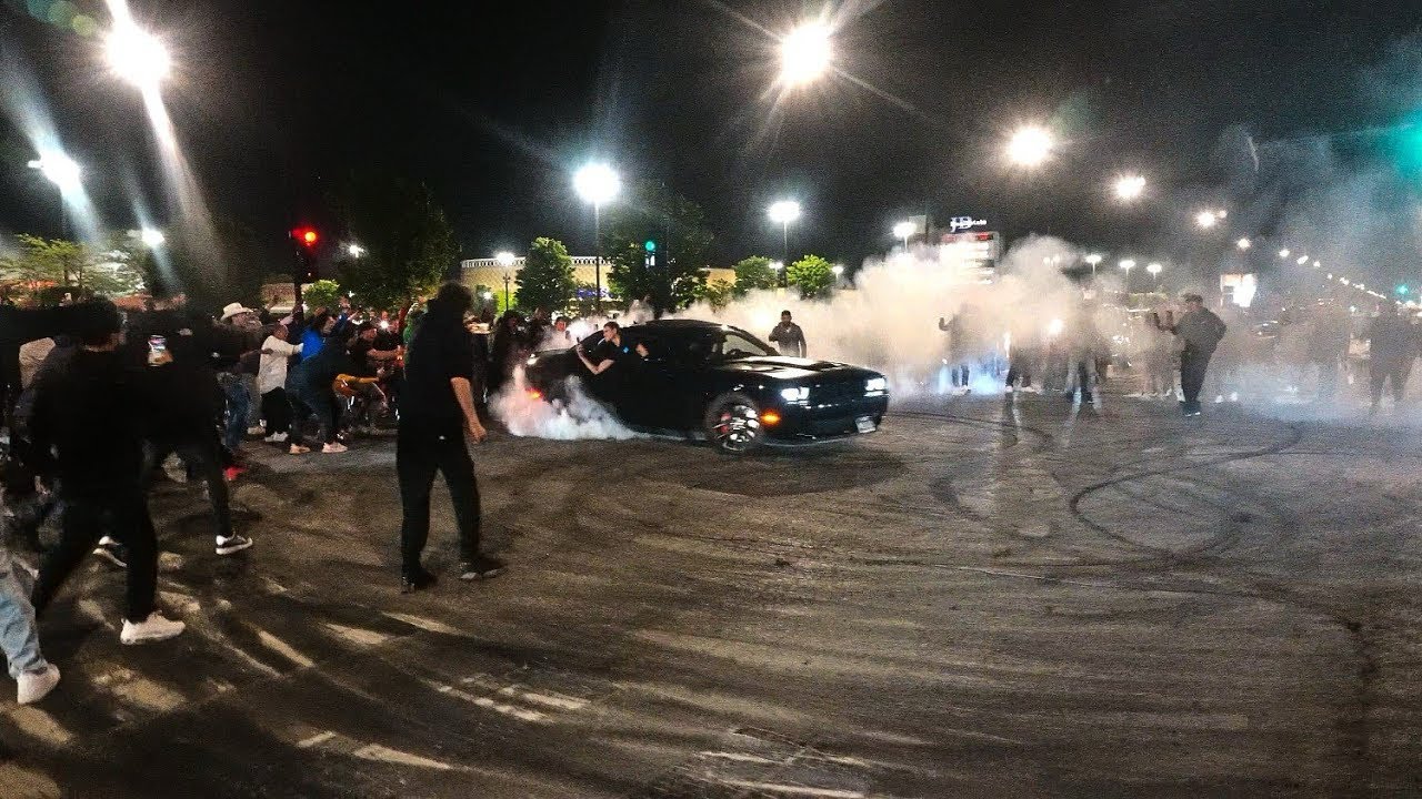 Reaction to @h.r_cars ~ legal pit 🏎️🔥 - YouTube