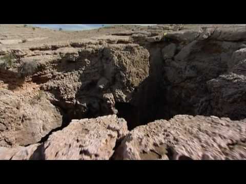 Leo Houlding Oman Cave BASE jump - YouTube