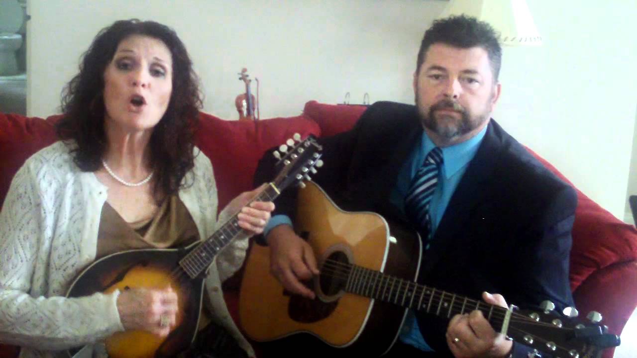 God Is Love (New Grace Bluegrass Gopsel) - YouTube