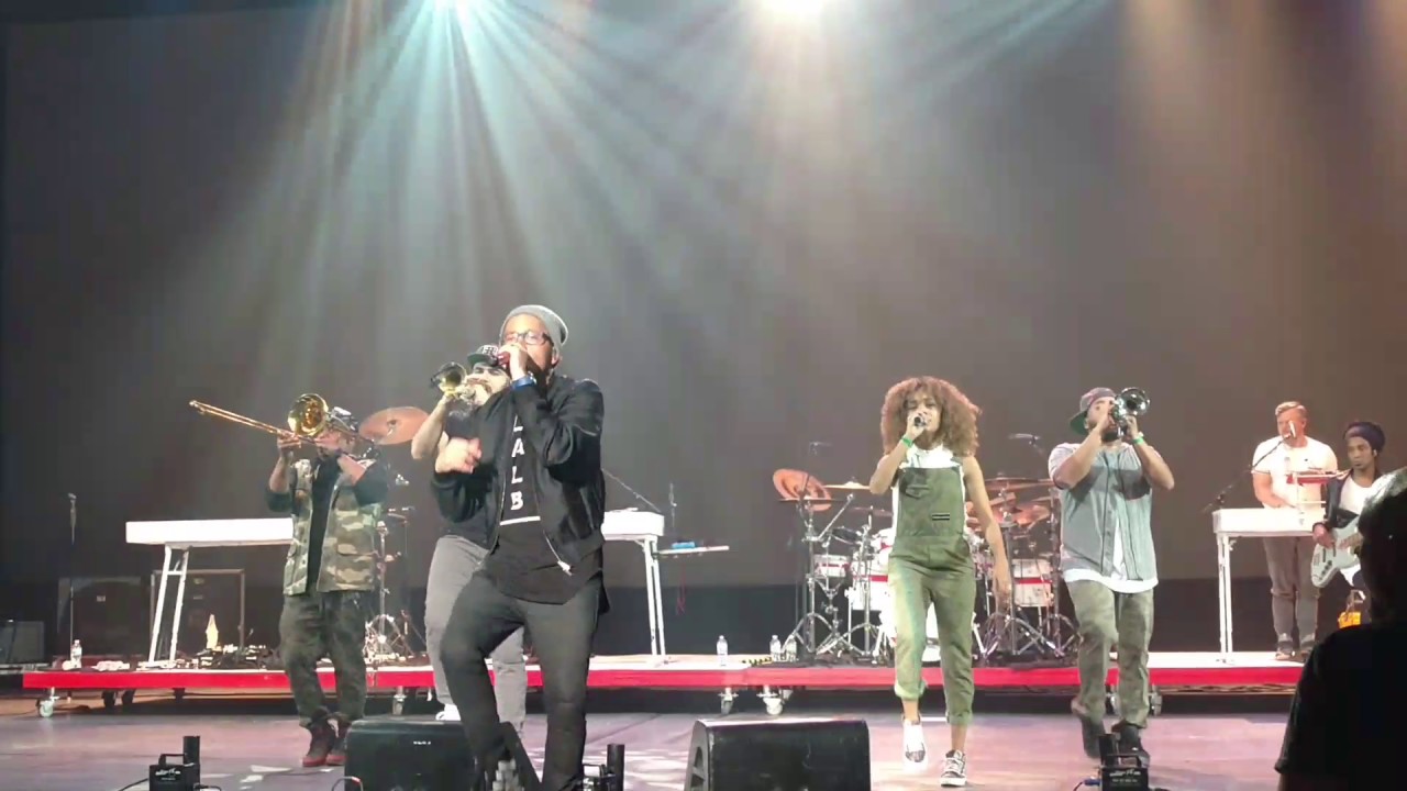 TobyMac - Move @ SeaWorld's Praise Wave - YouTube