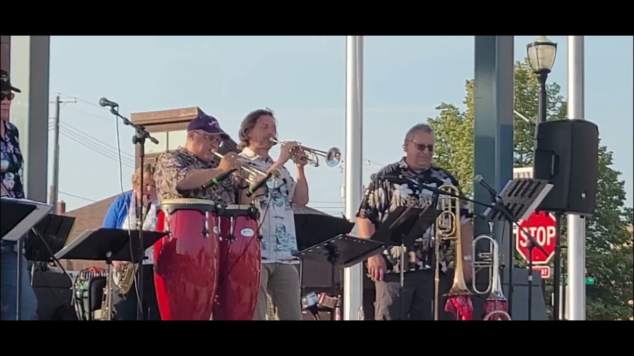 Superior Horns and Blue Ice #2 - YouTube