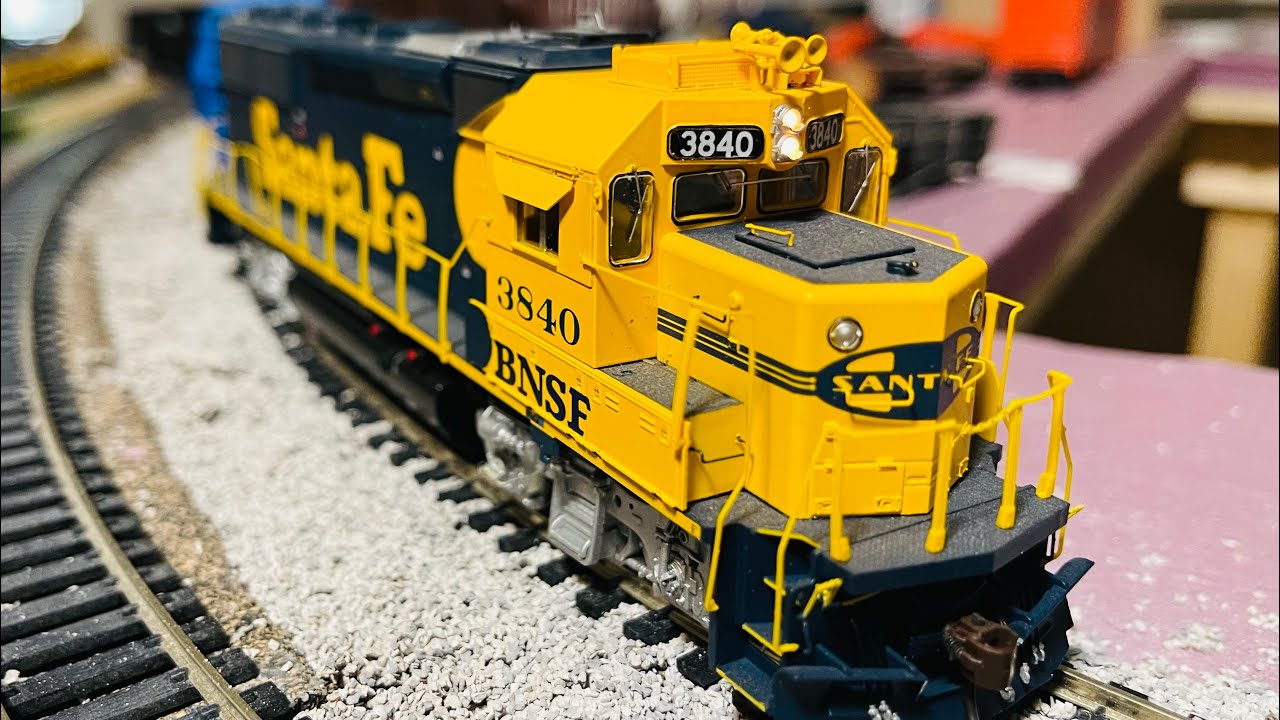New HO scale Ex ATSF GP50! - YouTube
