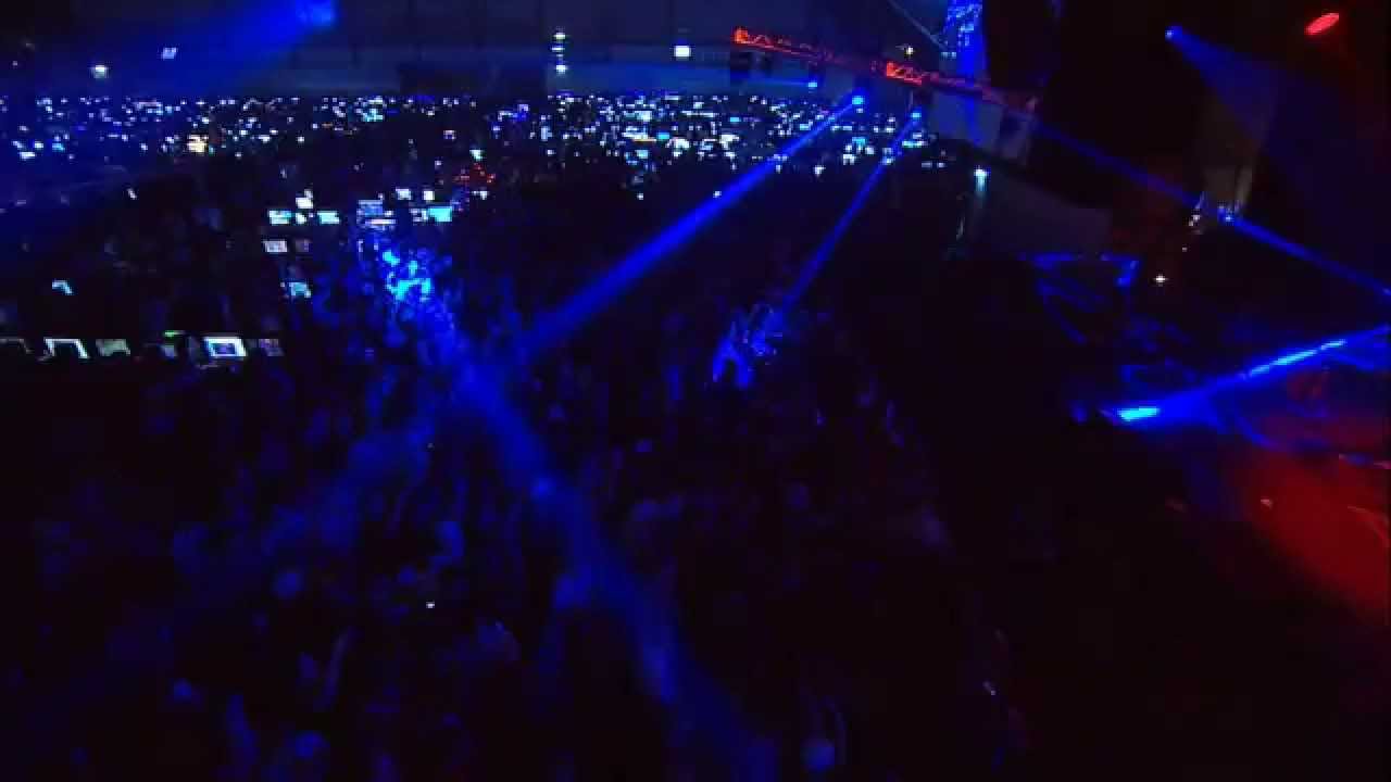 DreamHack Summer 2014 - Opening Ceremony with Burnt Out Punks - YouTube