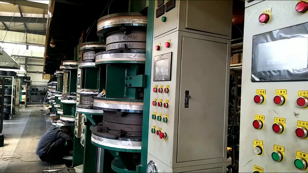 Tire Capsule Vulcanizing Machine - YouTube