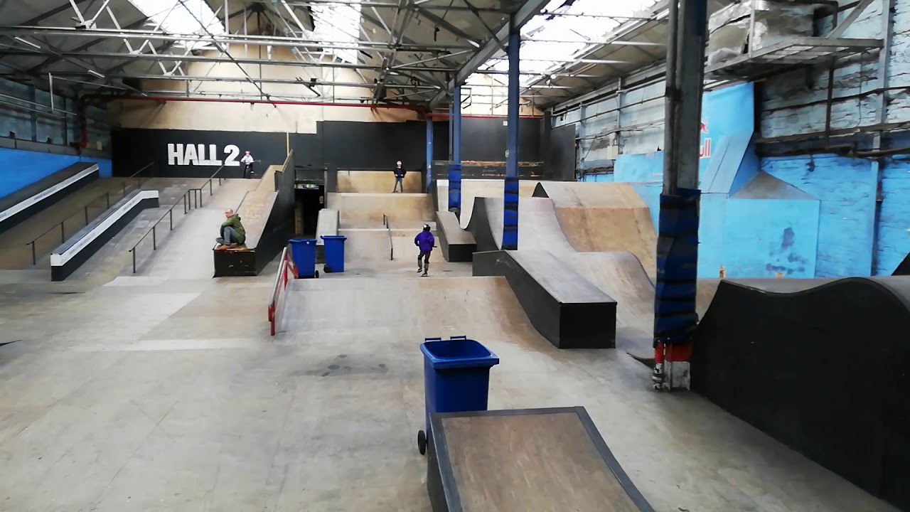 Hall 2 at Unit 23 Skatepark. - YouTube