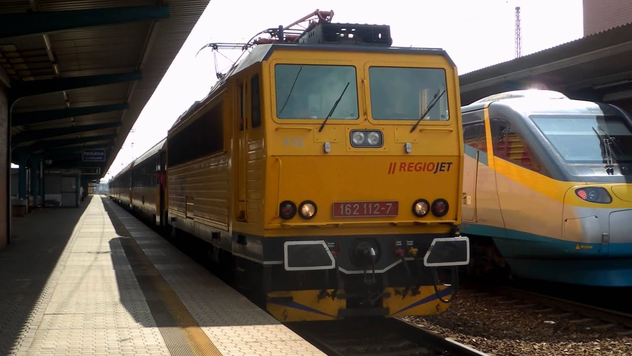 Odjíždějící IC 1006 Regiojet z Pardubic do Prahy - YouTube