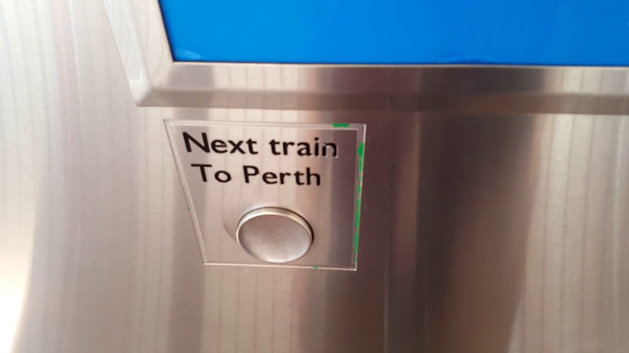 [Transperth] Next "Perth CP" Train DVA @ Armadale Station (Old) - YouTube