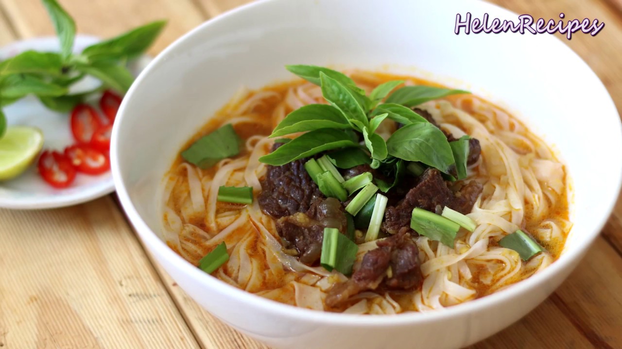 PHO with Beef Stew in Red Wine - Phở Bò Sốt Vang | Helen's Recpes - YouTube