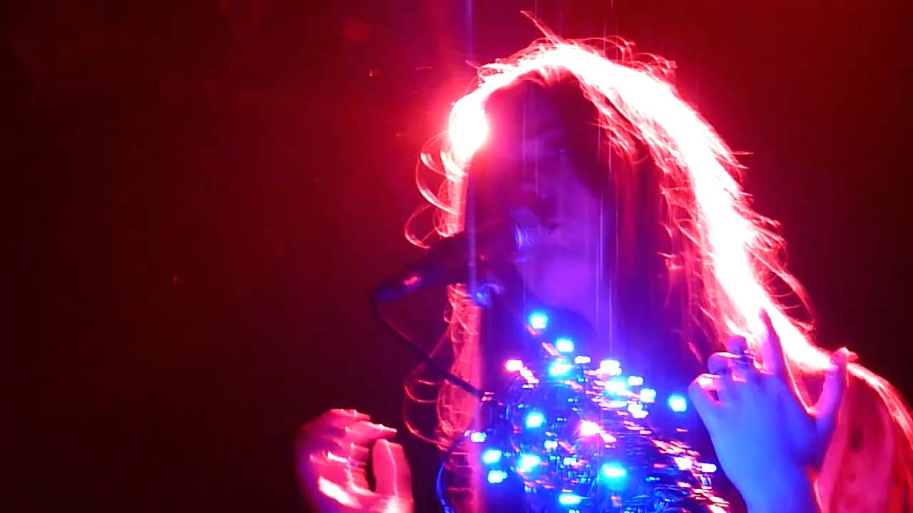 Nina Kinert - Play the World (3/8) - live@Point FMR - Festival ÅÄÖ!, 3 ...