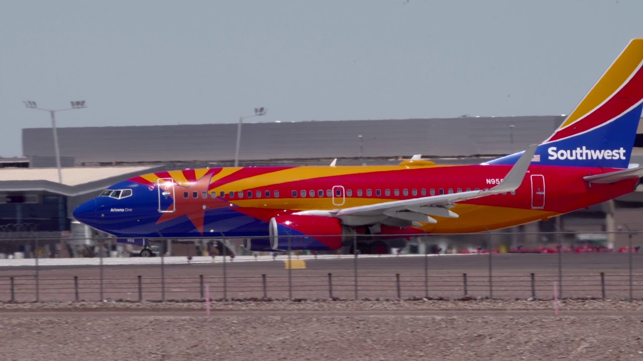 (4k) Southwest Airlines painted in "Arizona One" special colours. - YouTube